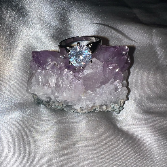 Unbranded | Jewelry | Silver Colored Gemstone Ring Large Faux Stone New ...